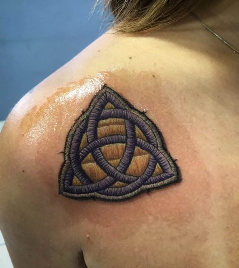 Embroidery Tattoos: Stunning Vibrant Body Art that Look like Sewn into ...