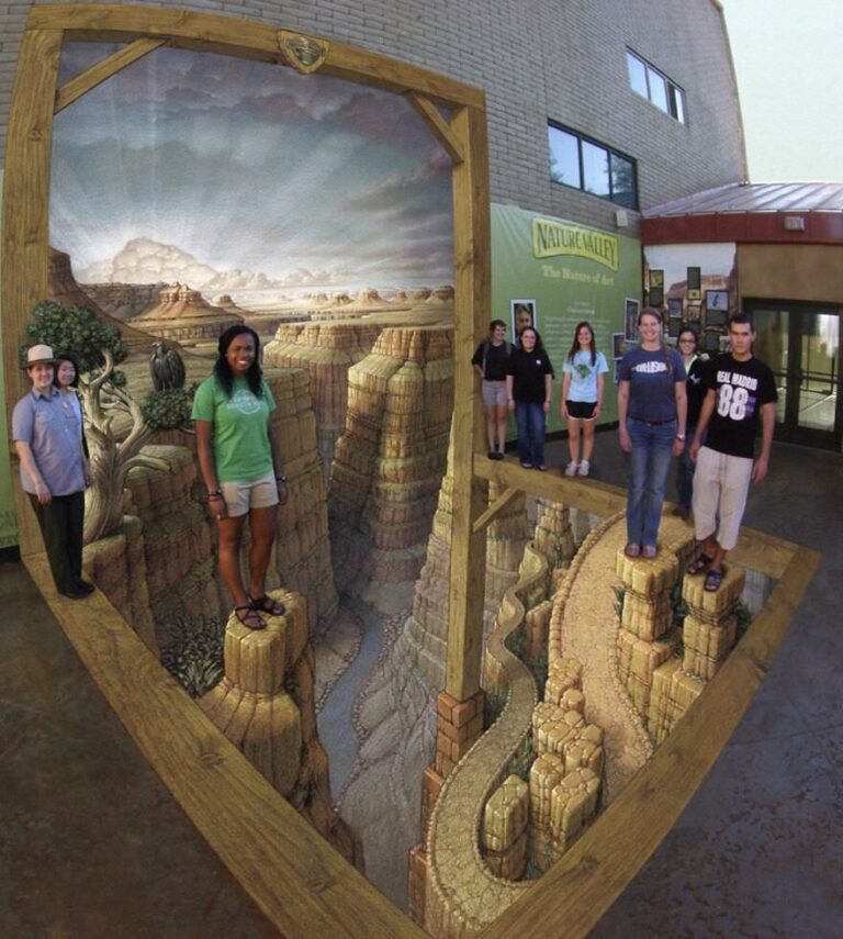 Optical Illusion Artworks That will confuse Your Eyes and Mind